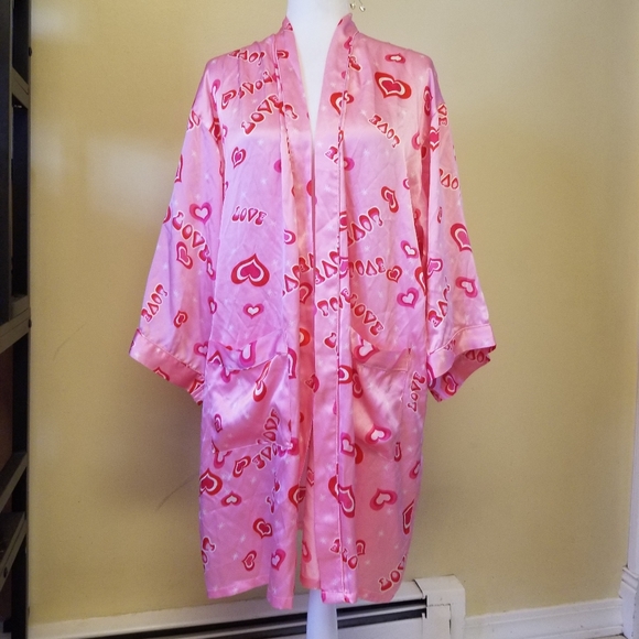 magic silk | Intimates & Sleepwear | Magic Silk 0 Silk Robe | Poshmark